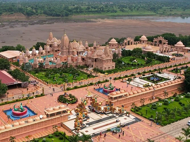 Discover Statue of Unity: 1 Night / 2 Days package from Vadodara